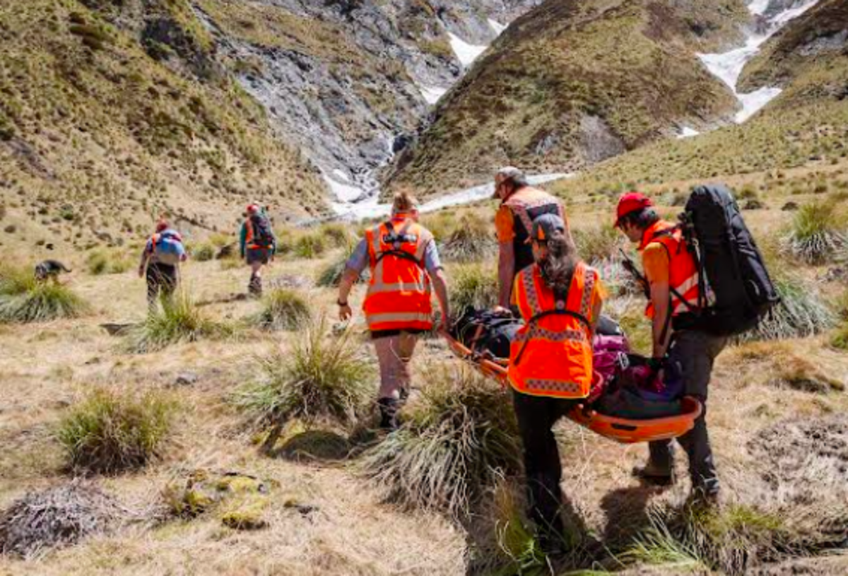 $20,000 Boost for Wānaka Search and Rescue from Otago Community Trust